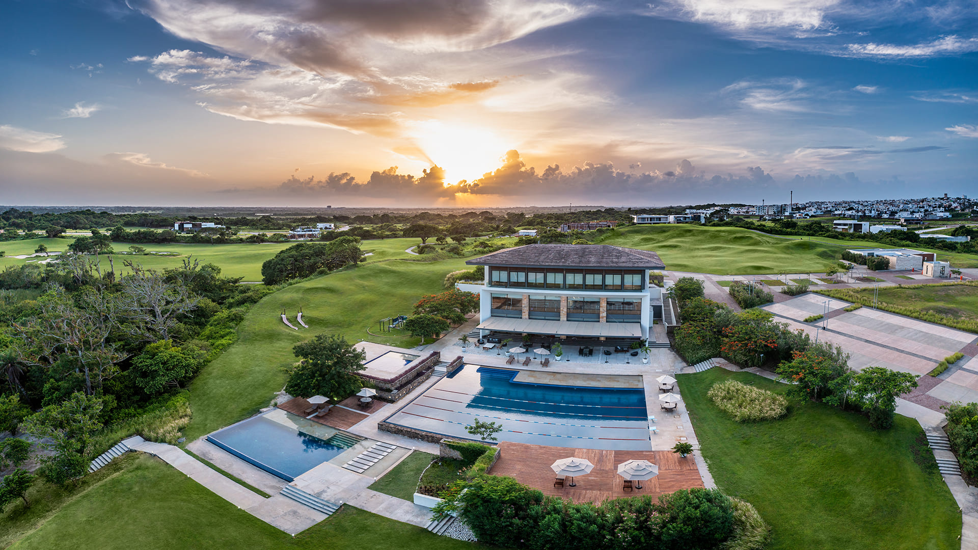 Punta Tiburón Residencial Marina y Golf